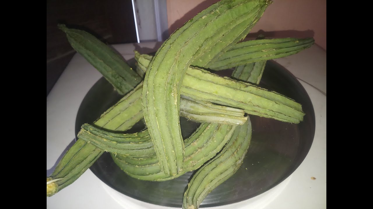 राजस्थानी तोरई की सब्जी इस प्रकार बनाओगे तो मजा आ जायेगा //Torai Recipe ...