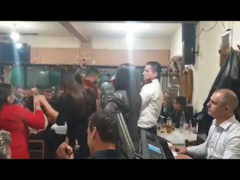 Χριστούγεννα στο ΛΟΓΓΑ 2019 Χαρχαντης Δημήτρης Χρύσα Χουχορελου τραγουδ ...