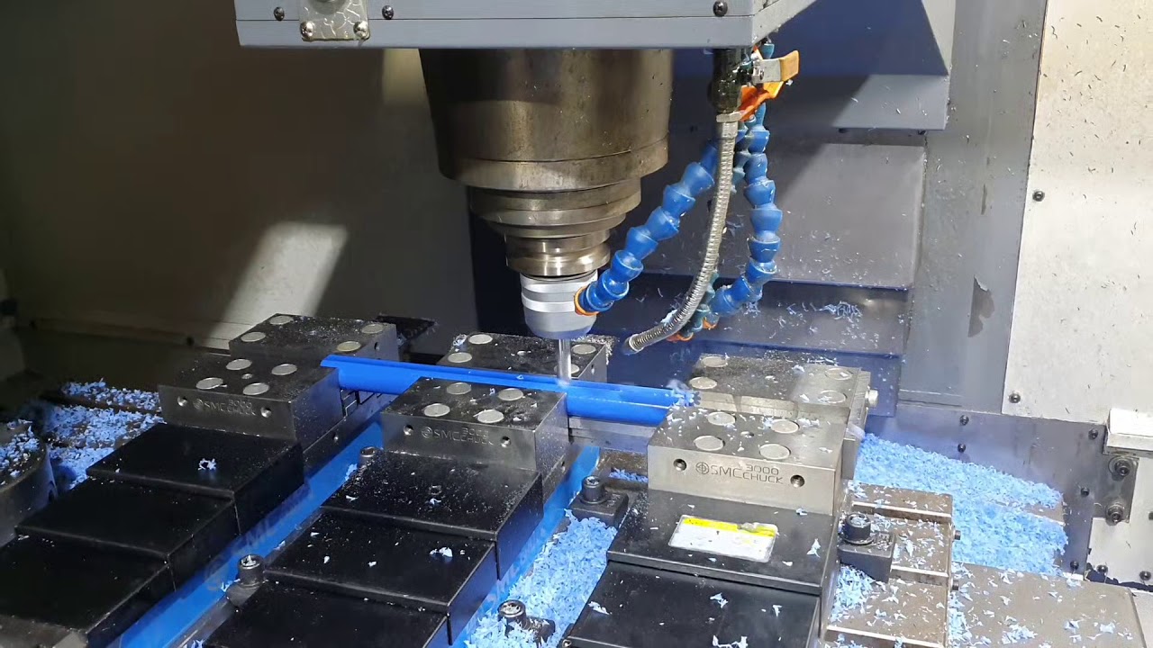 MCT 임가공 MC 나일론 가공 - YouTube