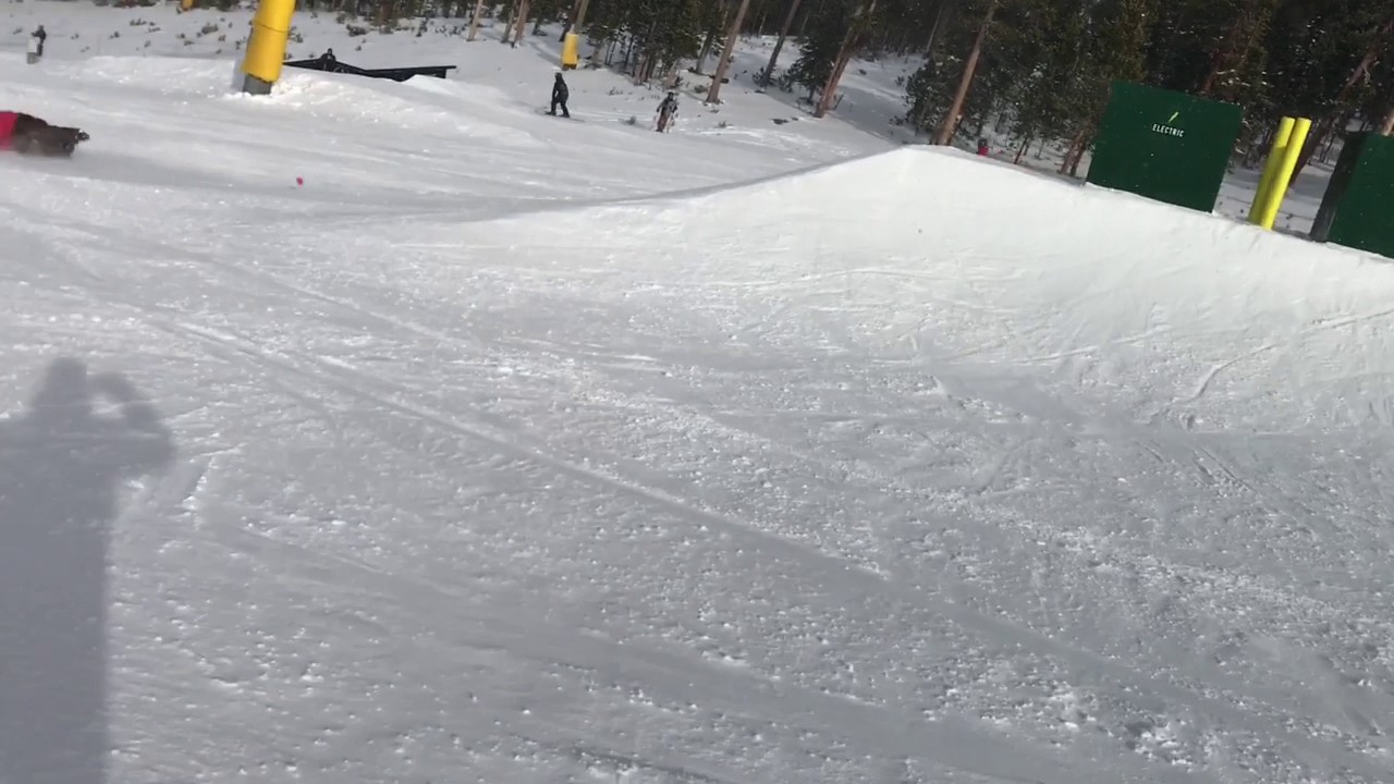 Ski wipeout - YouTube