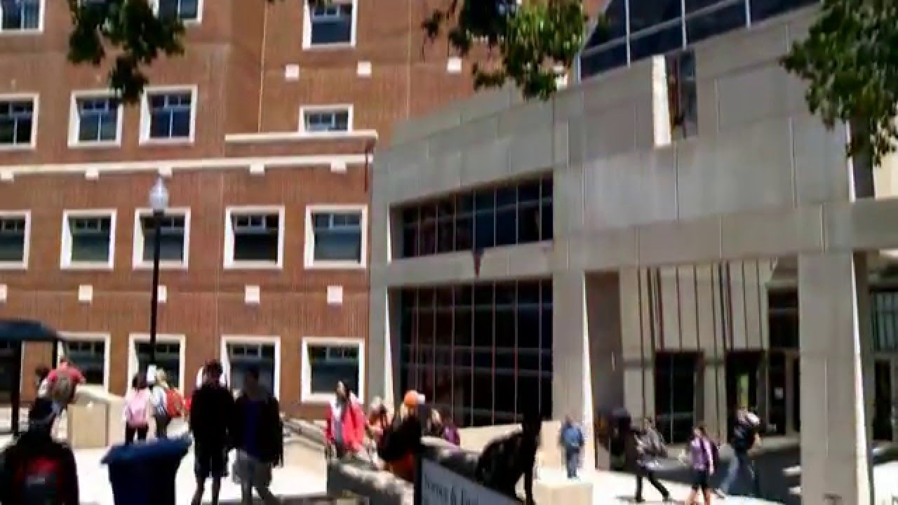 Tour inside the College of Engineering - YouTube