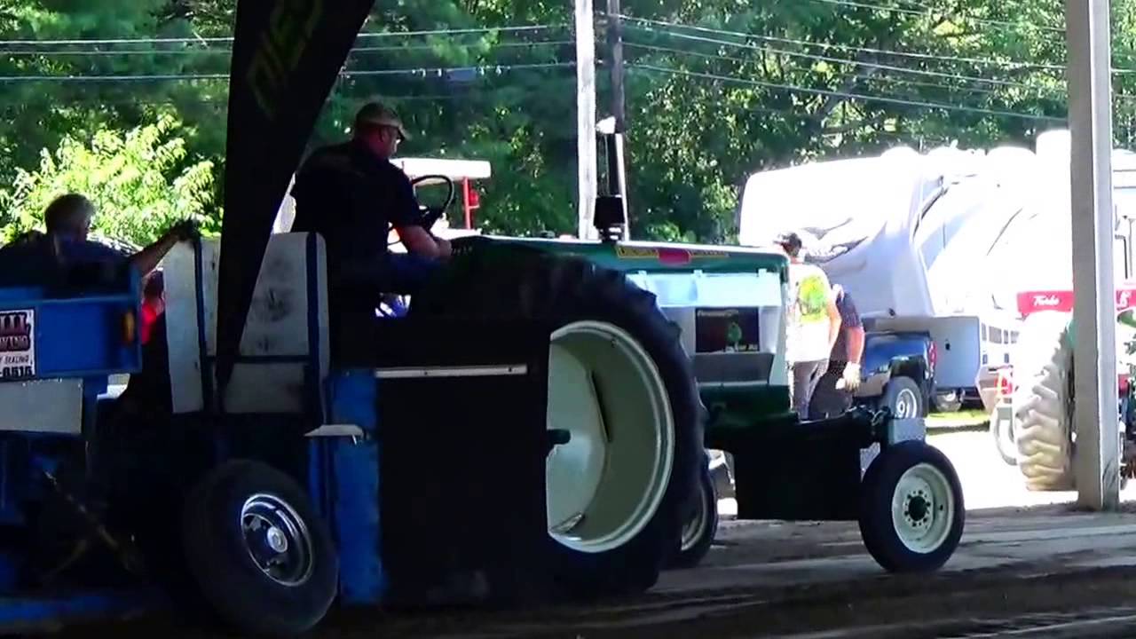 Epic 6,000 lb. Tractor Pulling Compilation Videos - YouTube