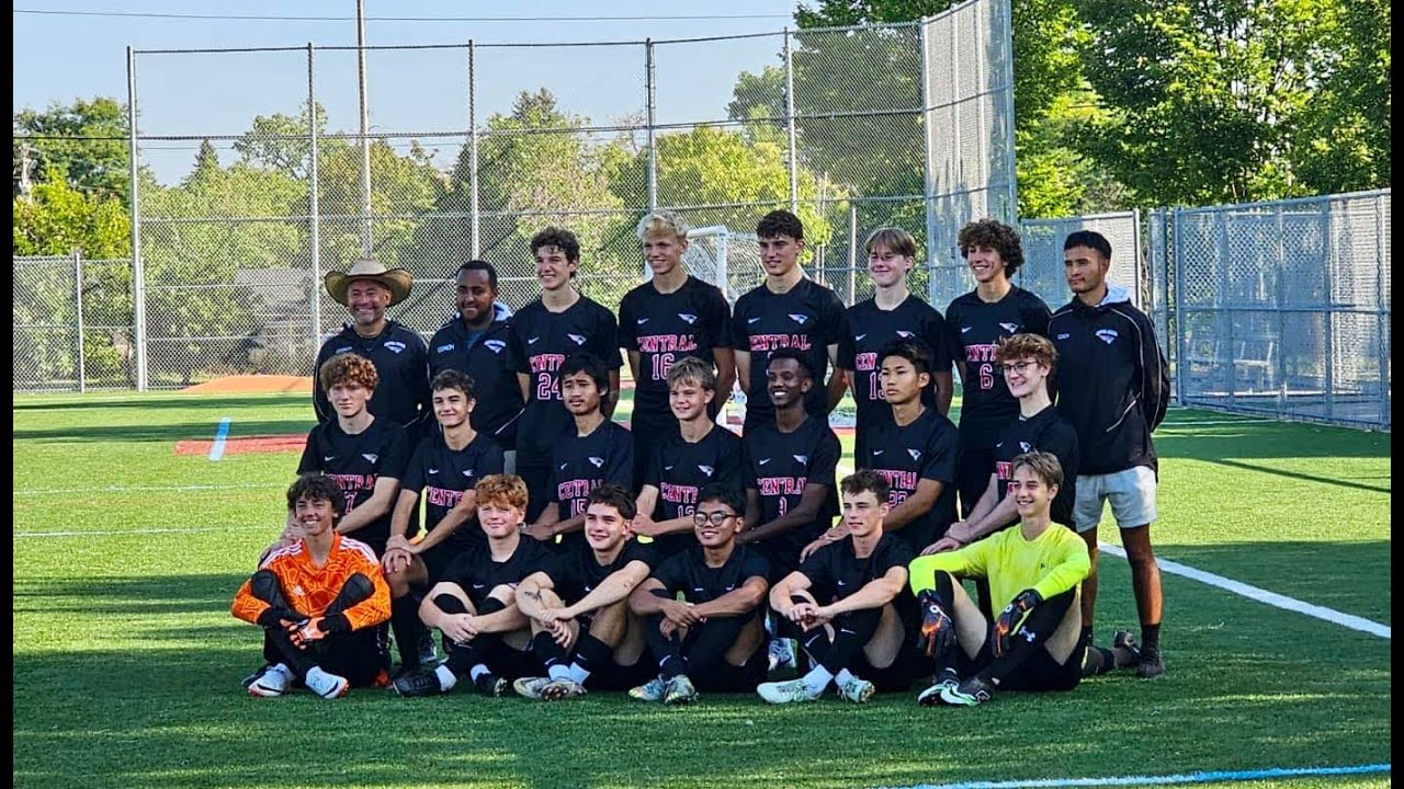 St Paul Central vs CDH 2023 - YouTube