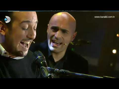 Sarp Apak Efulim Beyaz Show