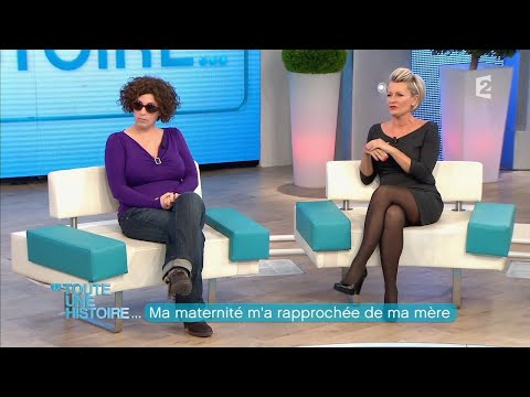 Sophie Davant Pantyhose Collant crossed legs