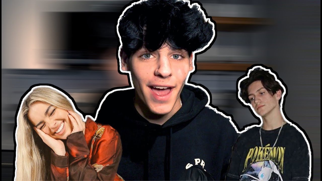 READING MY WEIRD FANFICS (INTROS) - YouTube