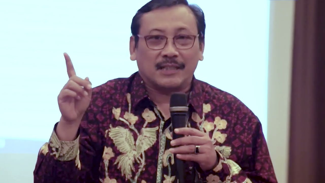 Profil Orator Sarwono Prawirohardjo Memorial Lecture 2022: Bambang ...