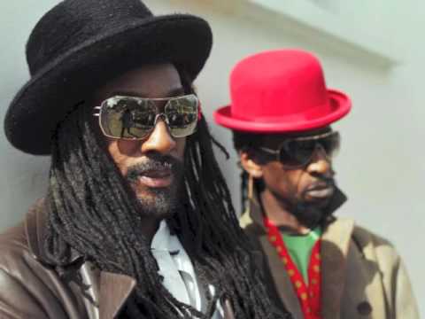 Aswad VS. The Rhythm Riders - Dubbit - YouTube