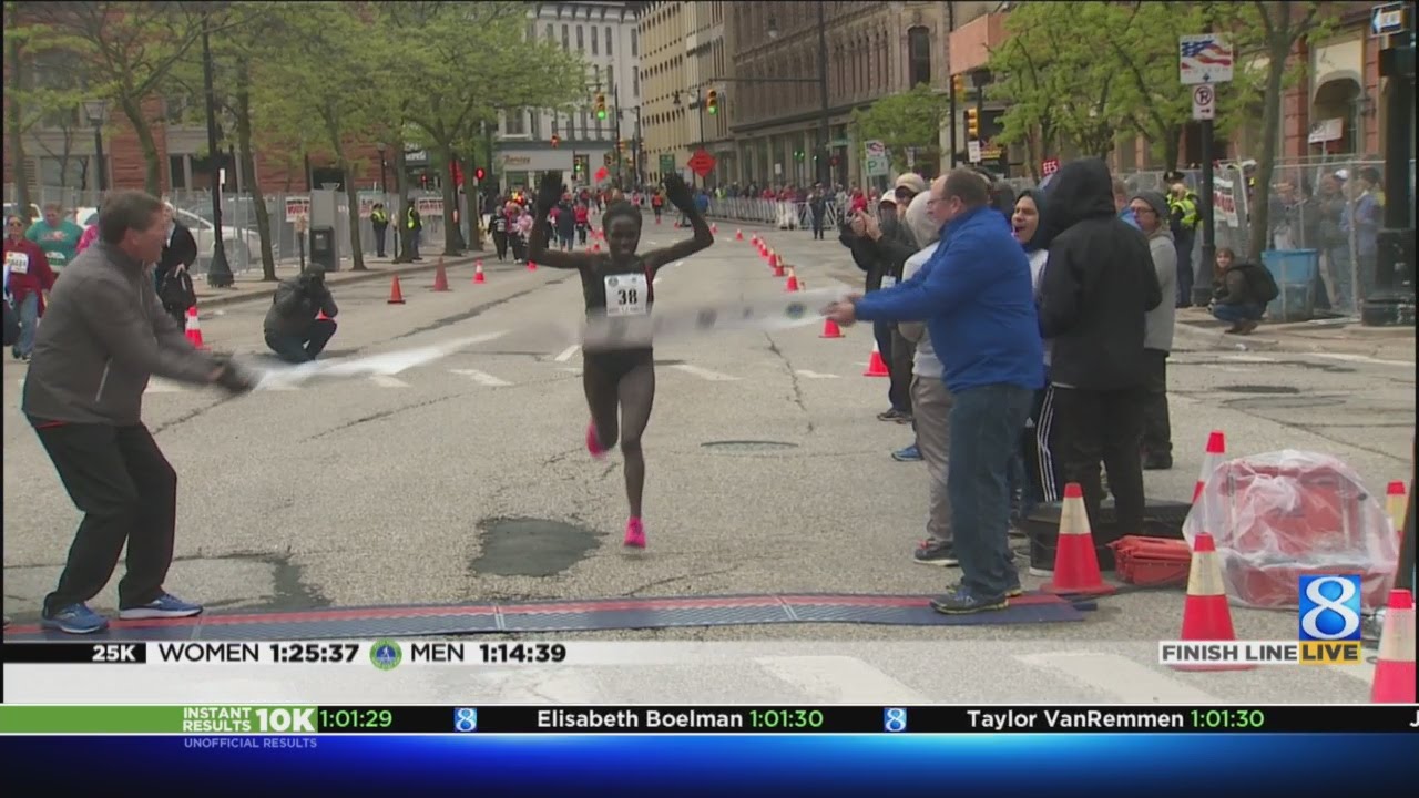 25K Fifth Third River Bank Run winners - YouTube