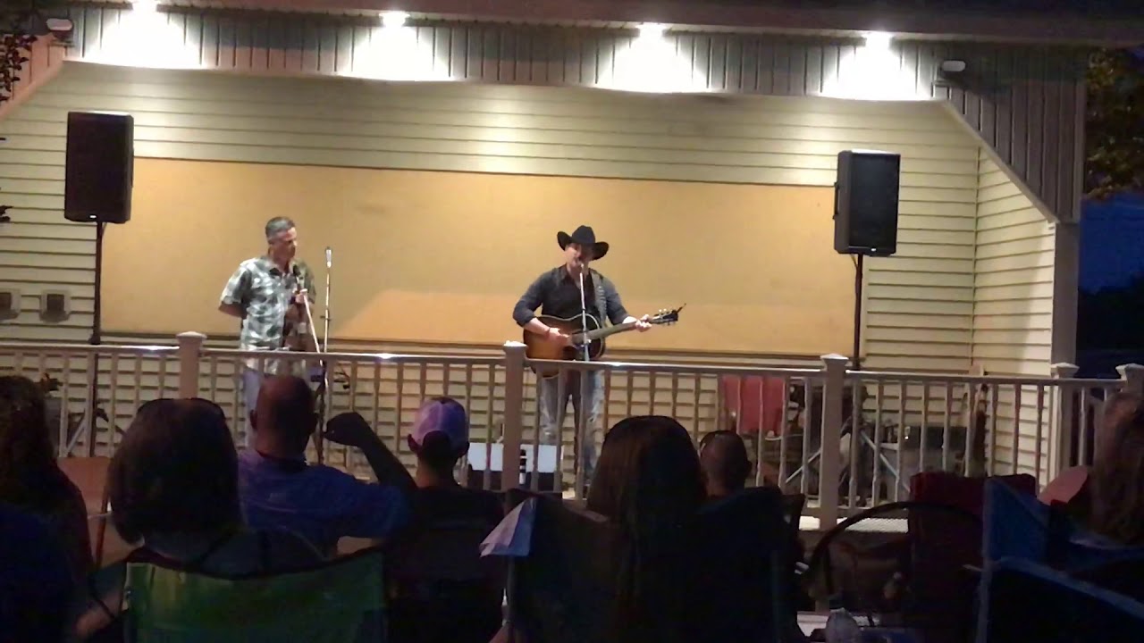 Kaleb Lee Live at Benton Country Club 6-2-18 Loves Me Like Jesus Does ...