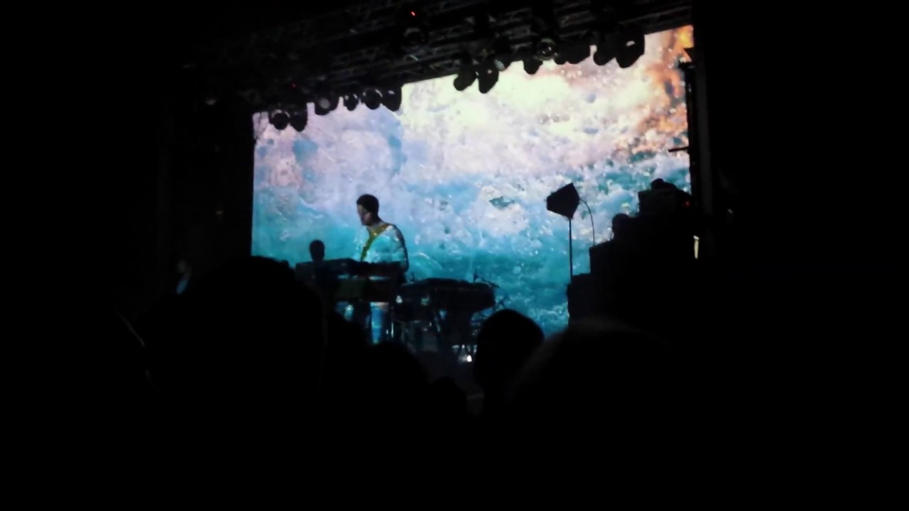 Tycho - A Walk LIVE Electric Brixton, London, 28 February 2017 - YouTube