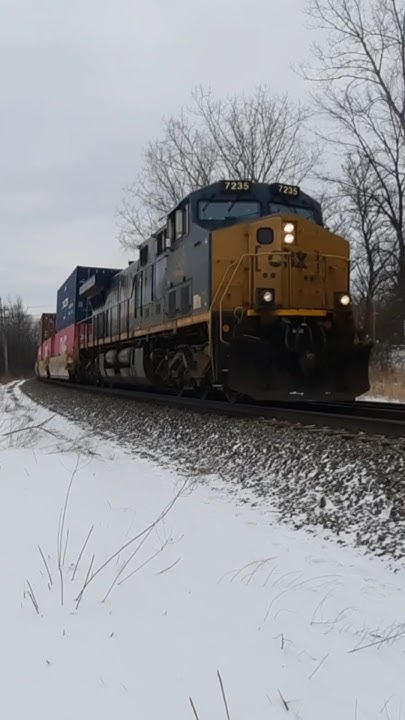 CSX I162 in Lyons NY - YouTube