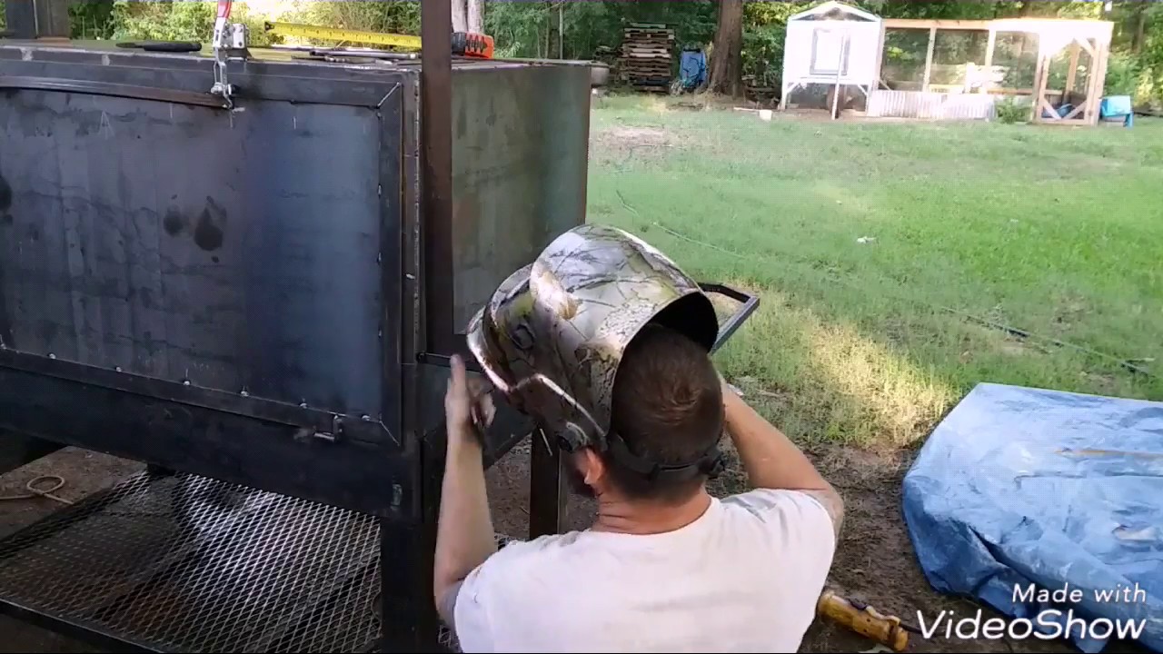 Pig smoker build p.2/2 - YouTube