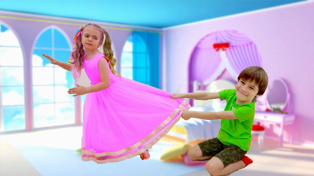 Anabella dress up in new princess dress & dreams of a Prince - YouTube