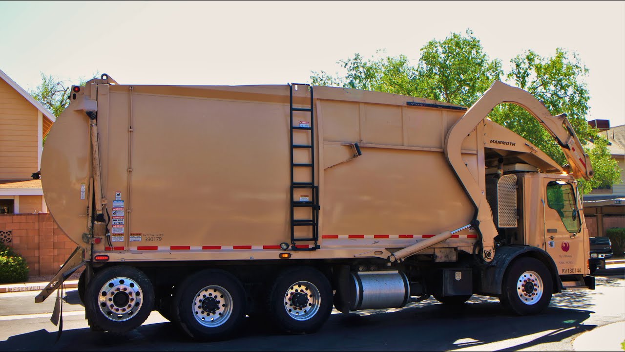 2013 City of Phoenix New Way Mammoth Front Loader - YouTube