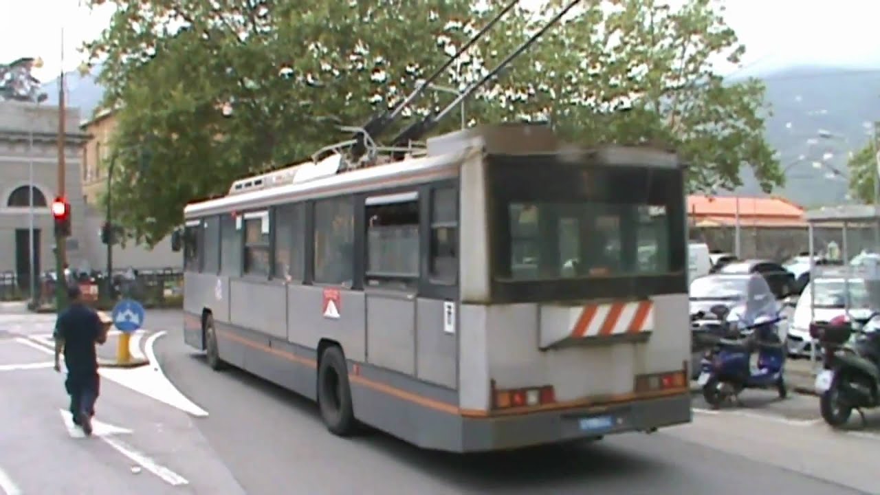 La Spezia, Italy Trackless Trolley and Bus May 2010 - YouTube