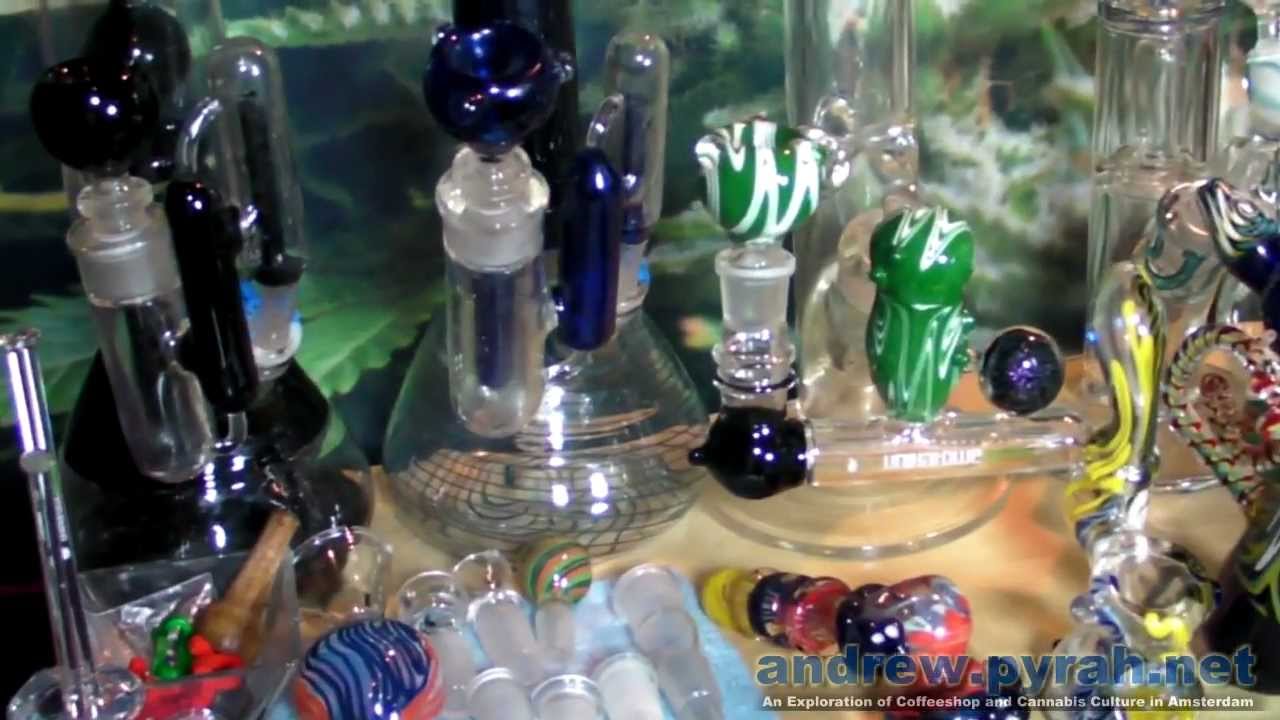 My Glass Bong & Pipe Collection - Amsterdam Weed Review / andrew.pyrah ...