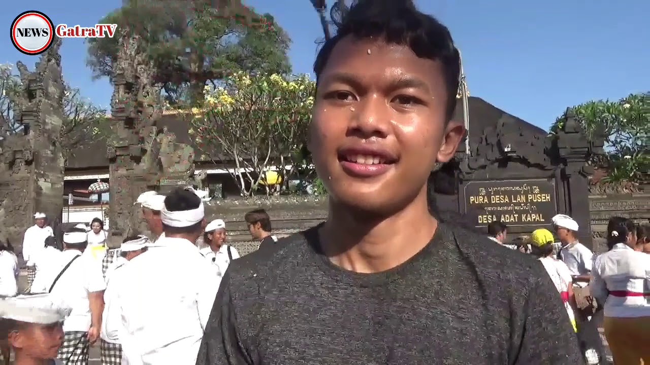 TRADISI PERANG TIPAT DESA KAPAL BADUNG BALI - YouTube