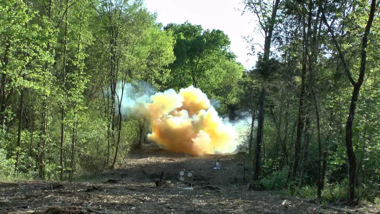 15 pounds of tannerite blowing up - YouTube