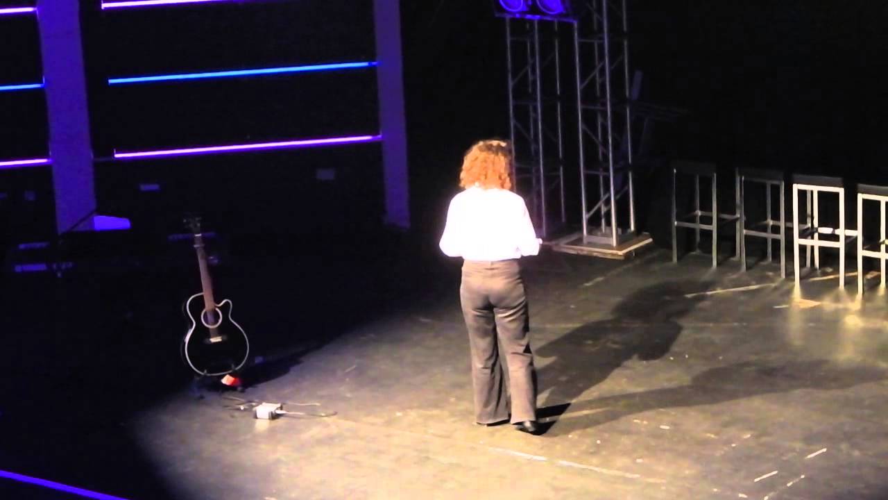 Julia Quayle (The Ugly Noo-Noo) - YouTube