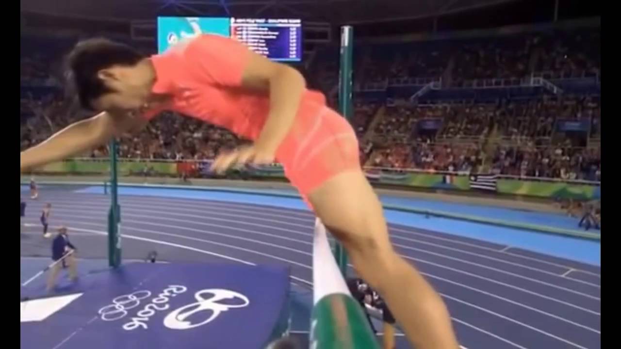 Athlete Suffers Unfortunate Dick Accident During Olympic Pole Vault At Rio 2016 Youtube