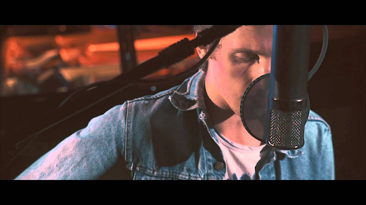 Rob Beresford - Shipwreck of renegades - YouTube