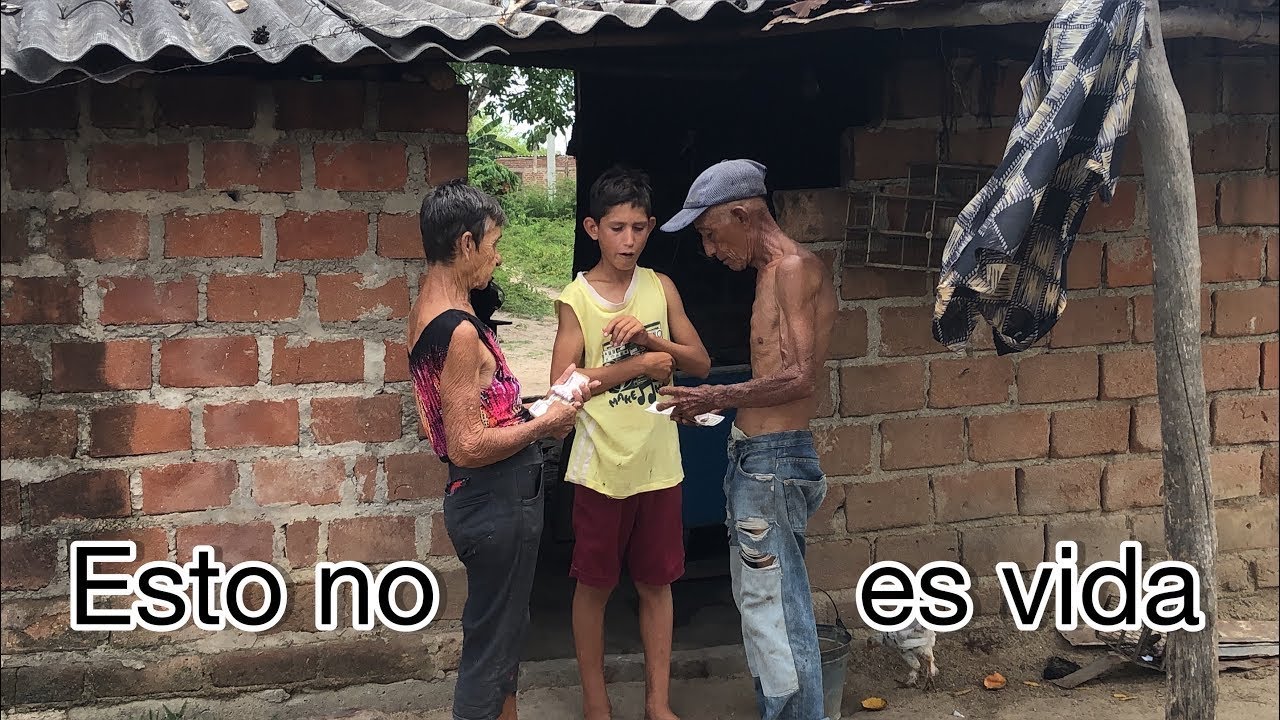 Así viven los ancianos en Cuba . La vida del campo de los señores solos ...
