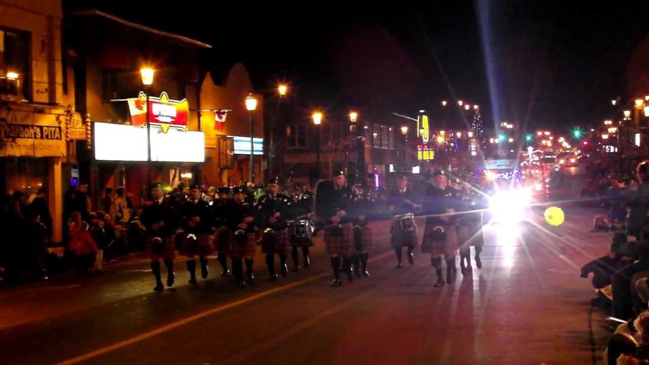 Christmas Parade Barrie Nov. 2013 - YouTube