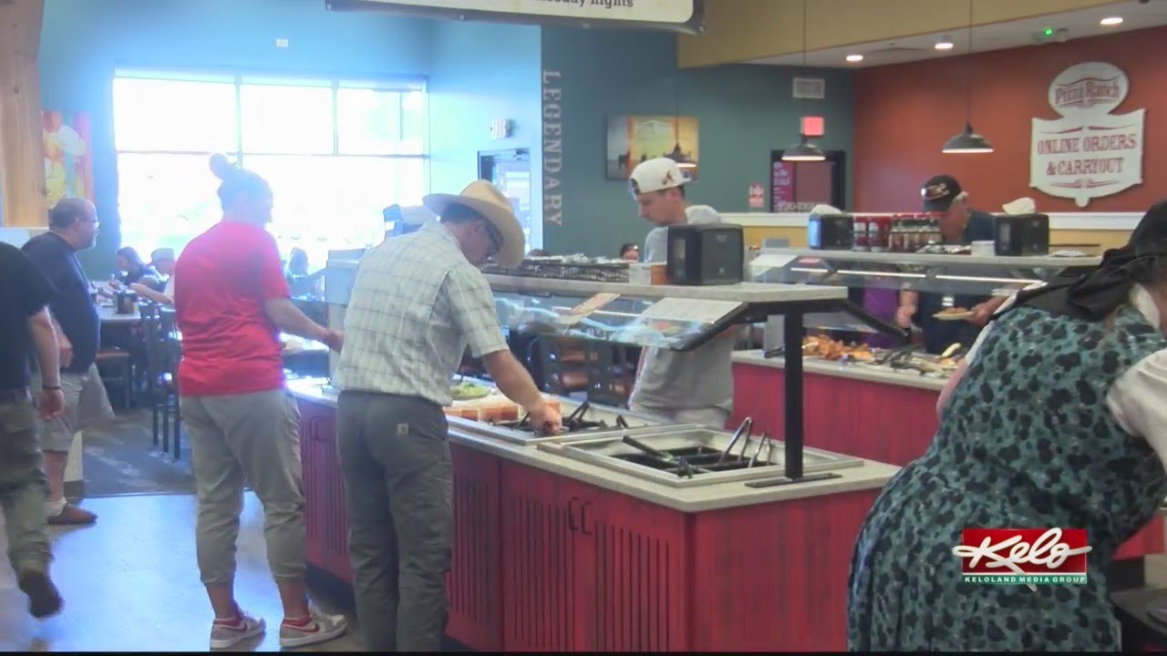 Restaurant robots help bus tables - Go IT