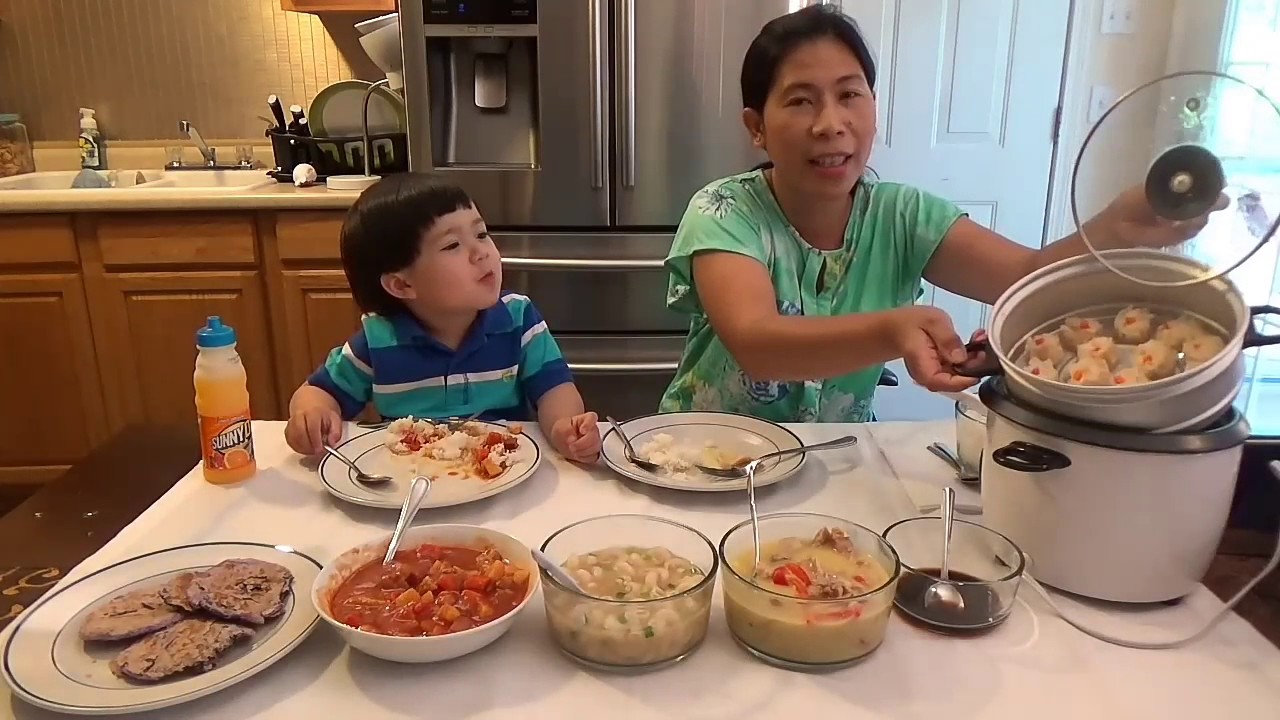 Trying Filipino Foods | John and his mommy try more Filipino foods ...
