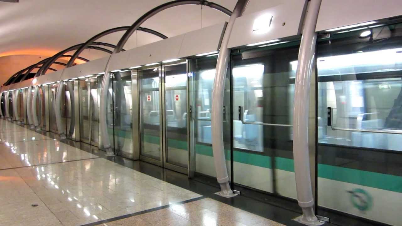 [Paris] MP89 Métro 14 - Olympiades (terminus) - YouTube