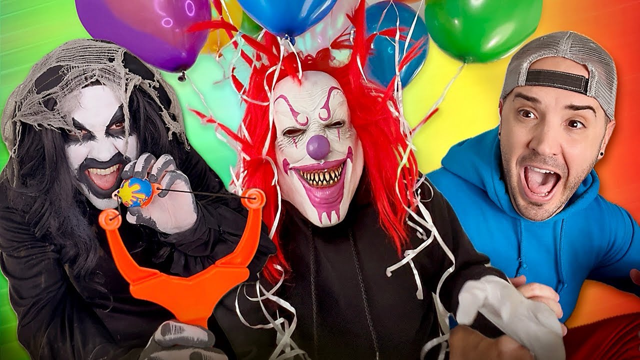 Monster plays funny trick on clown ‼️🤣 - YouTube