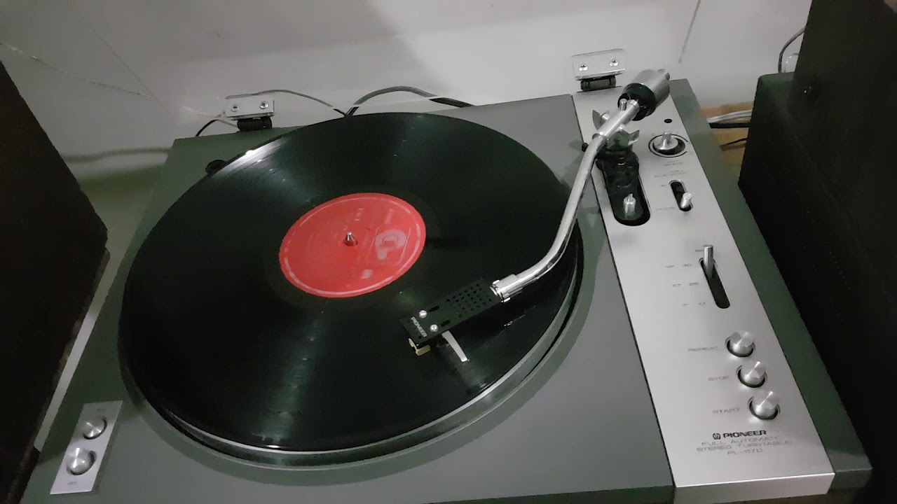 Pioneer PL - 117D + AKAI AM 2200 + AKAI SW 125 - YouTube