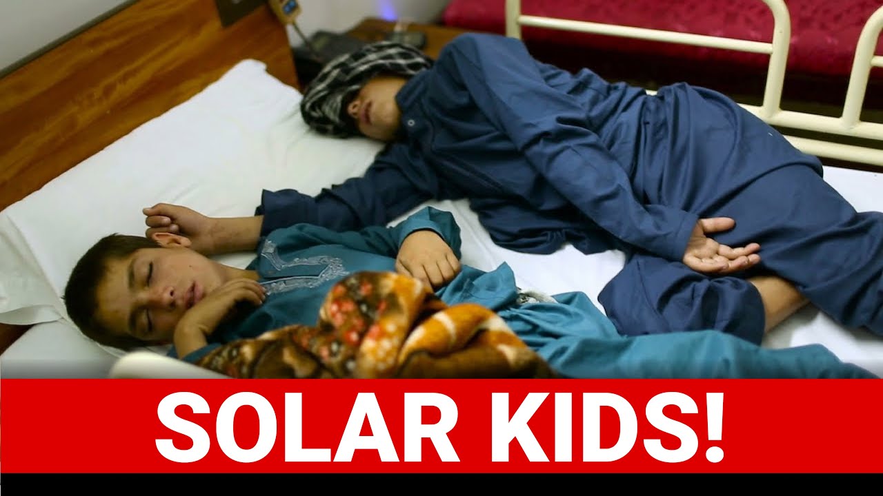 Solar Kids of Pakistan: Brothers Paralyzed at Sunset - YouTube