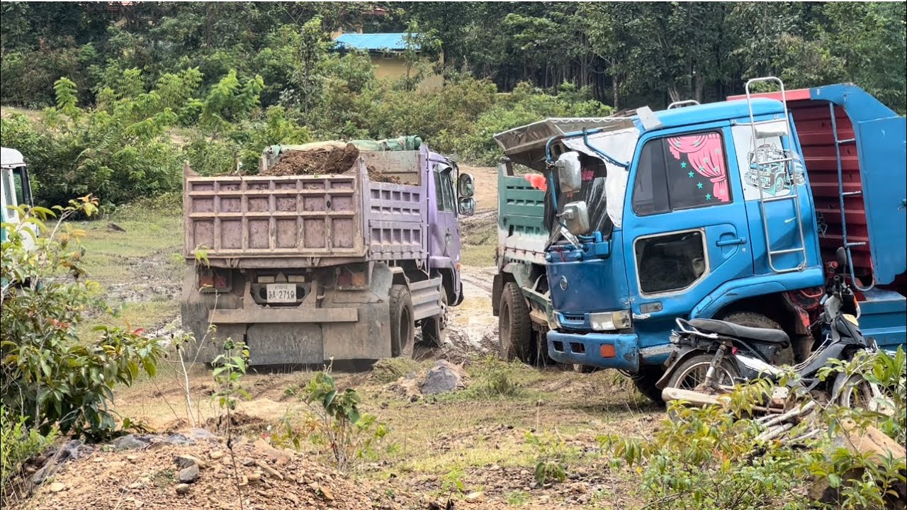 Episode 98:Excavator loading on truck and bulldozers push dump trucks ...