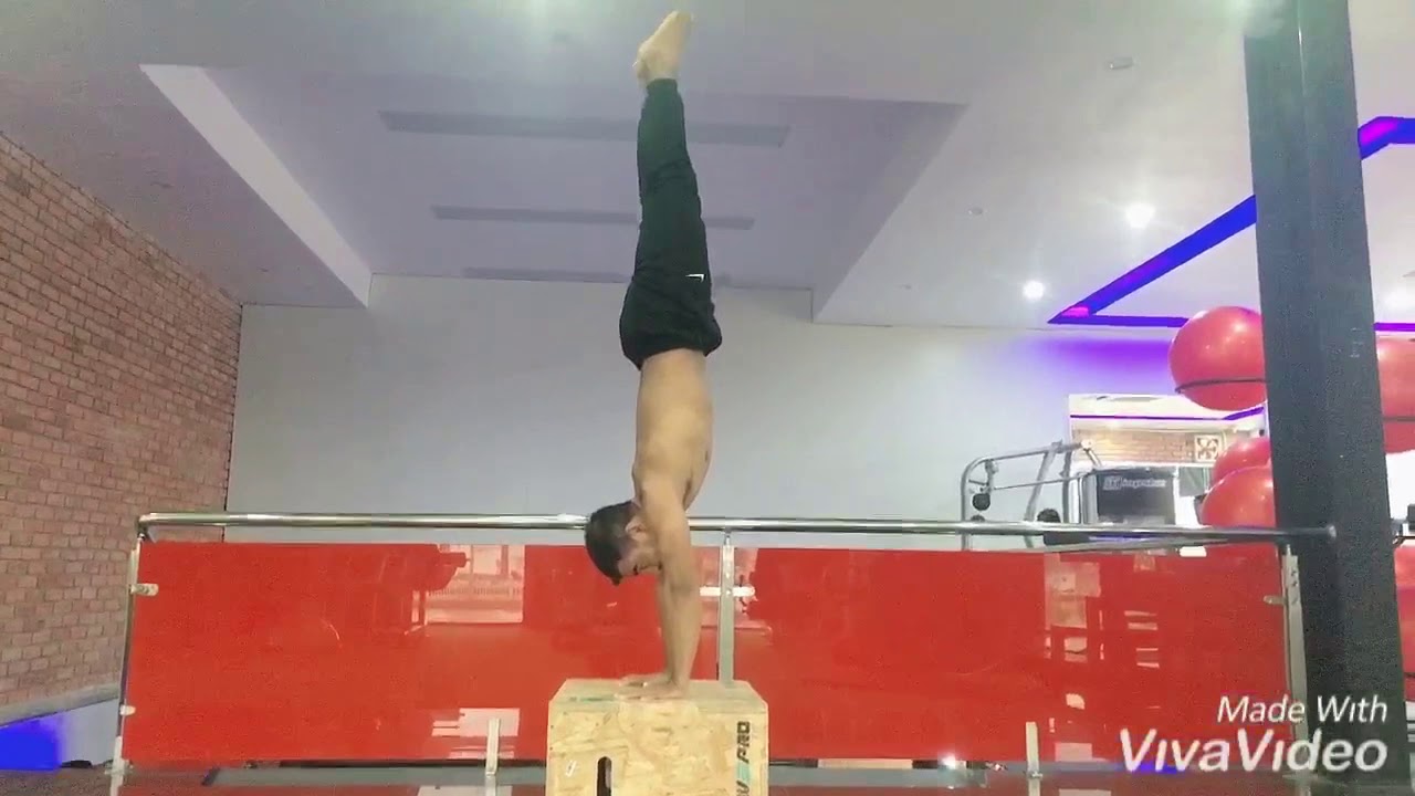 How to do straddle press to handstand - YouTube