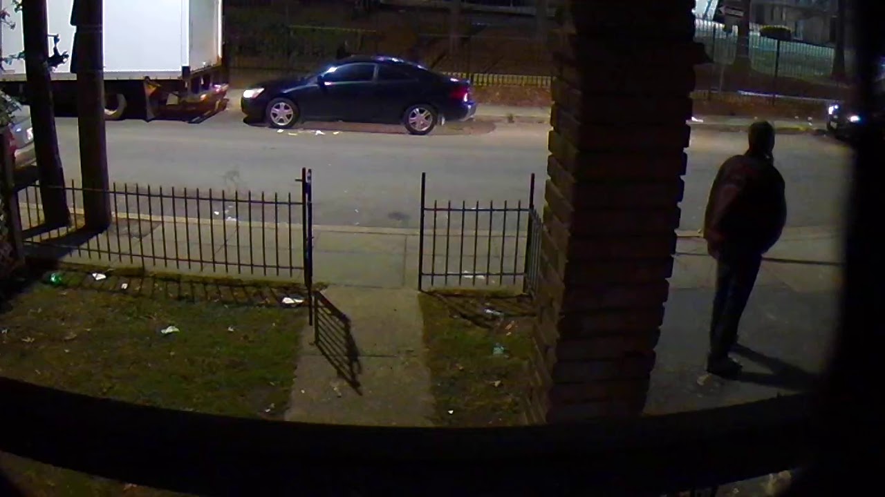 Police foot Chase - YouTube