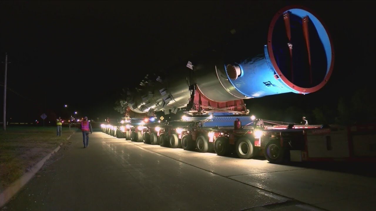 Lyondell-Basell receives new distillation column after overnight move ...
