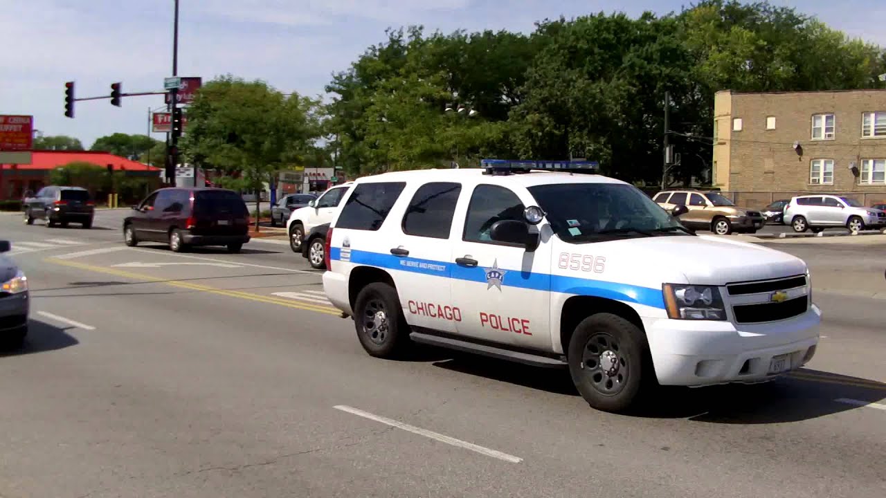 Chicago Police SUV Responding - YouTube