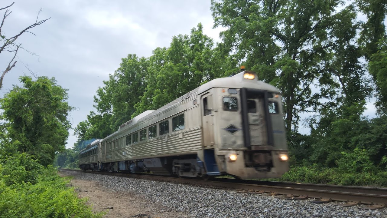 Reading and Northern RDC Budd Cars at Cross Keys Rd near Reading PA ...