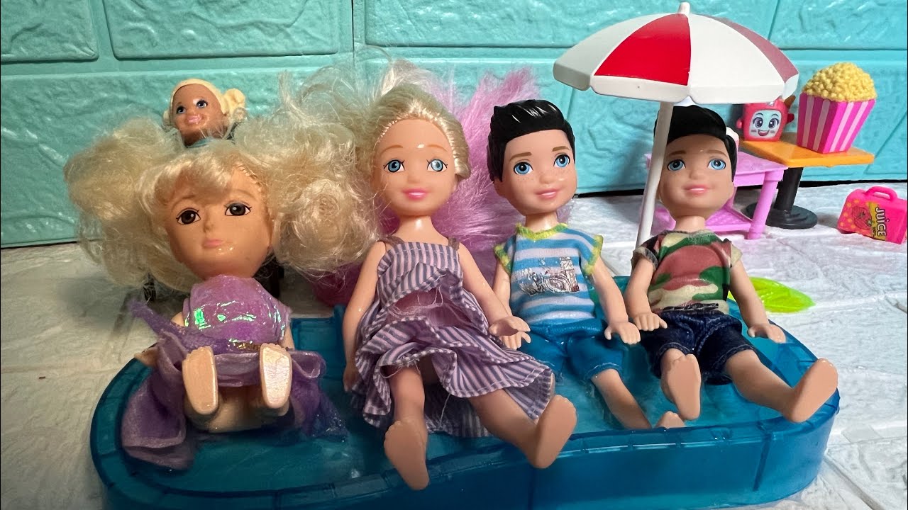 Pool Party ! Elsa And Barbie - Swimming - Splash - Toddlers - YouTube