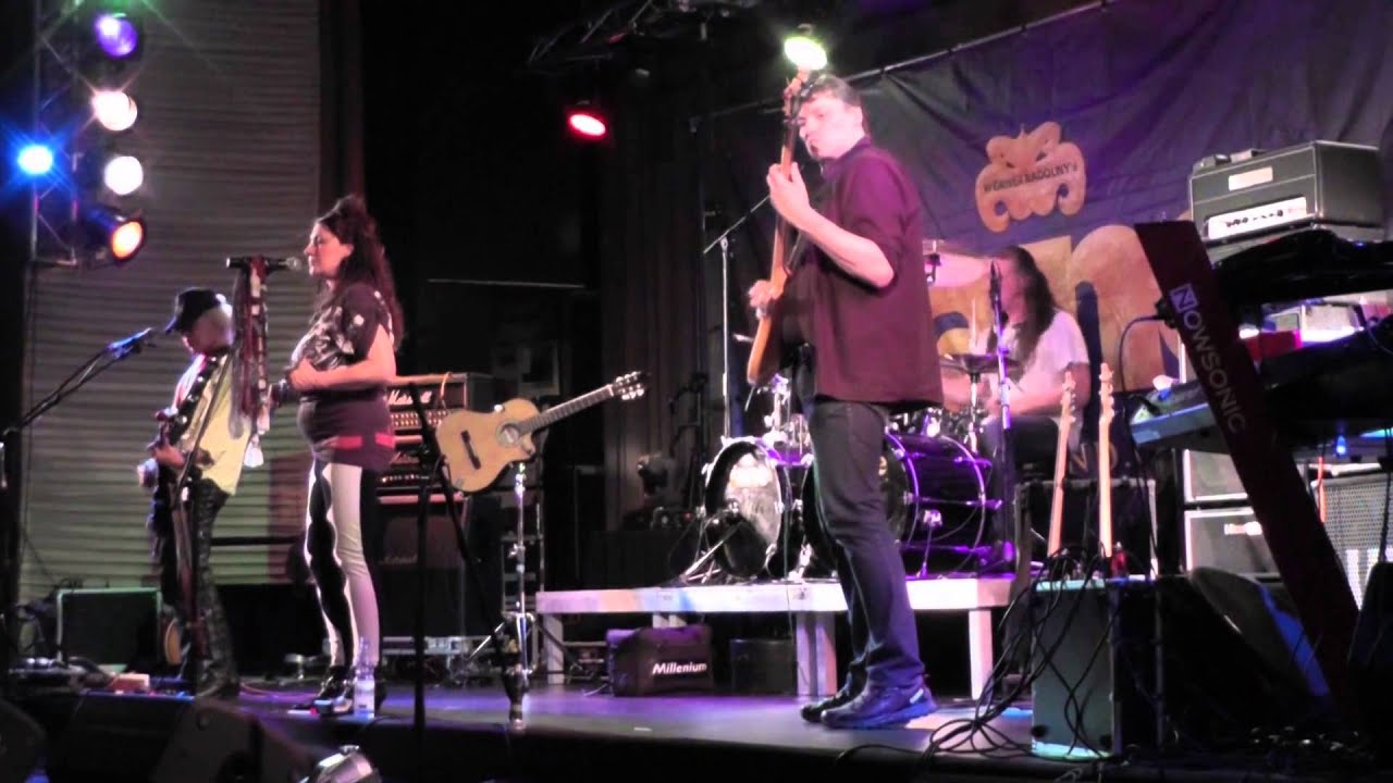 THE CHAIN - JANE MEDLEY - YouTube
