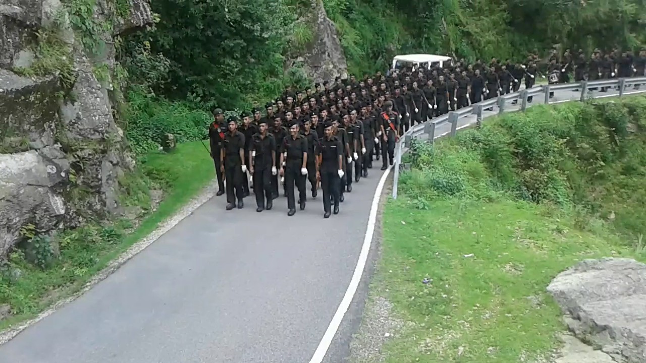 Indian army garhwal rifles training session at Lansdowne.. - YouTube