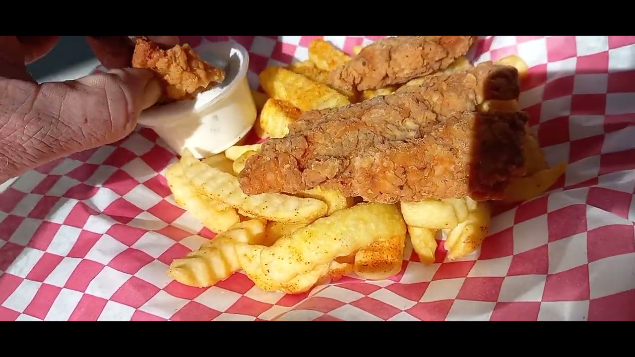 Blue Moon Cafe/Folklore Brewing Dothan, AL - Chicken basket 👍👍- ⭐⭐⭐⭐⭐ 5 ...