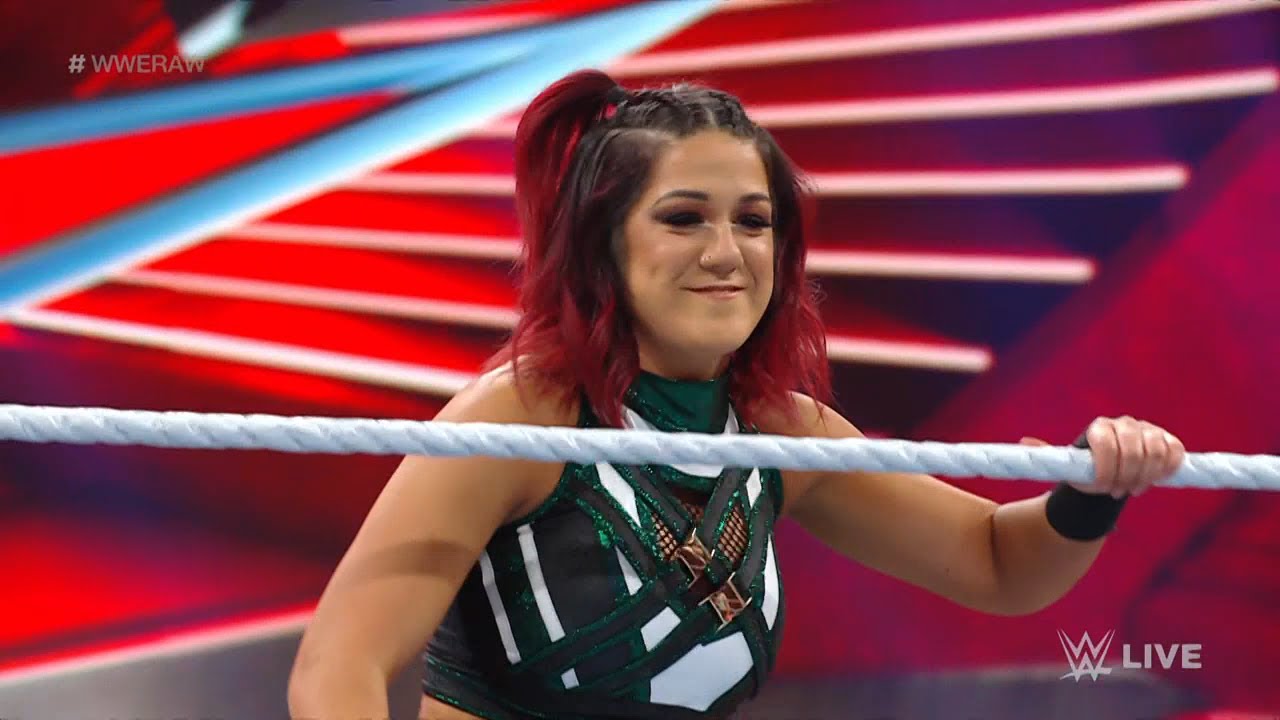 Bayley vs. Rhea Ripley (1/2) - WWE RAW March 20, 2023 - YouTube