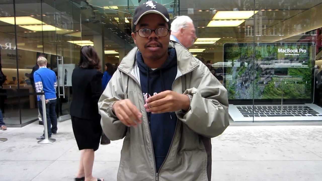 iPhone 5! Deaf News Chicago - YouTube