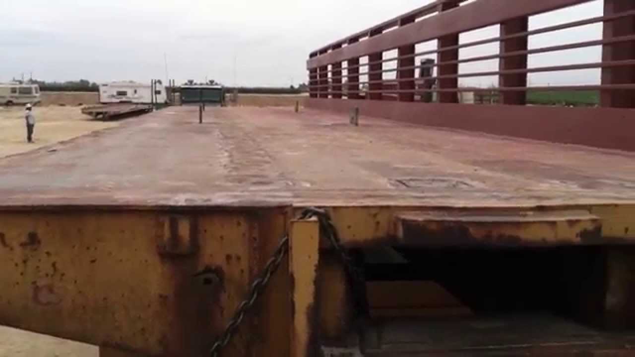 Lifting lugs on bridge deck - YouTube