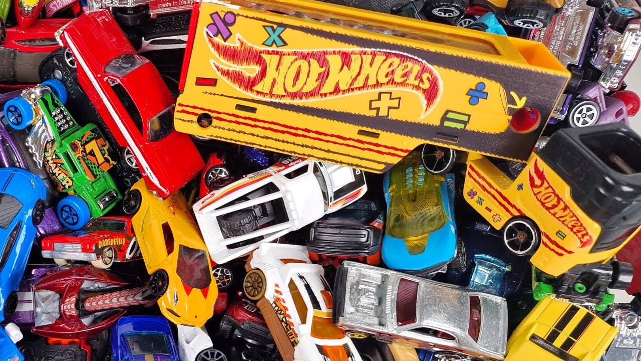 Big Box loaded with a lot of small cars and trucks - YouTube