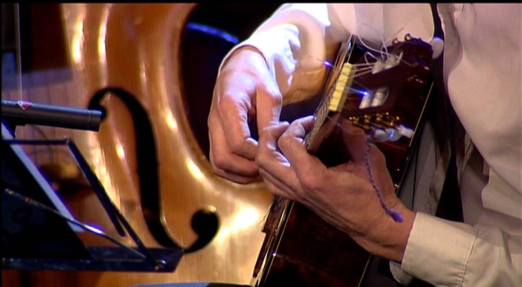 Jüri Üdi klubi: Tuuli Taul - "Omaette" - YouTube