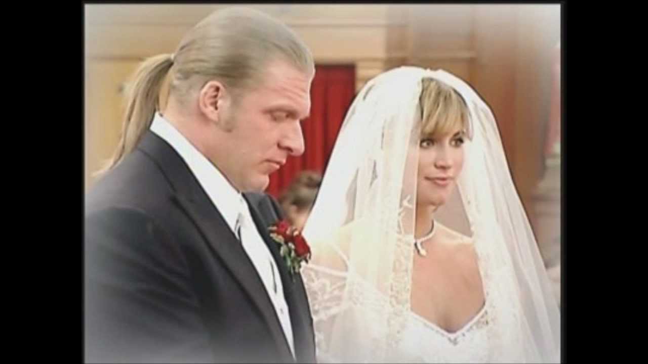 WWE Real And Storyline Couples - YouTube